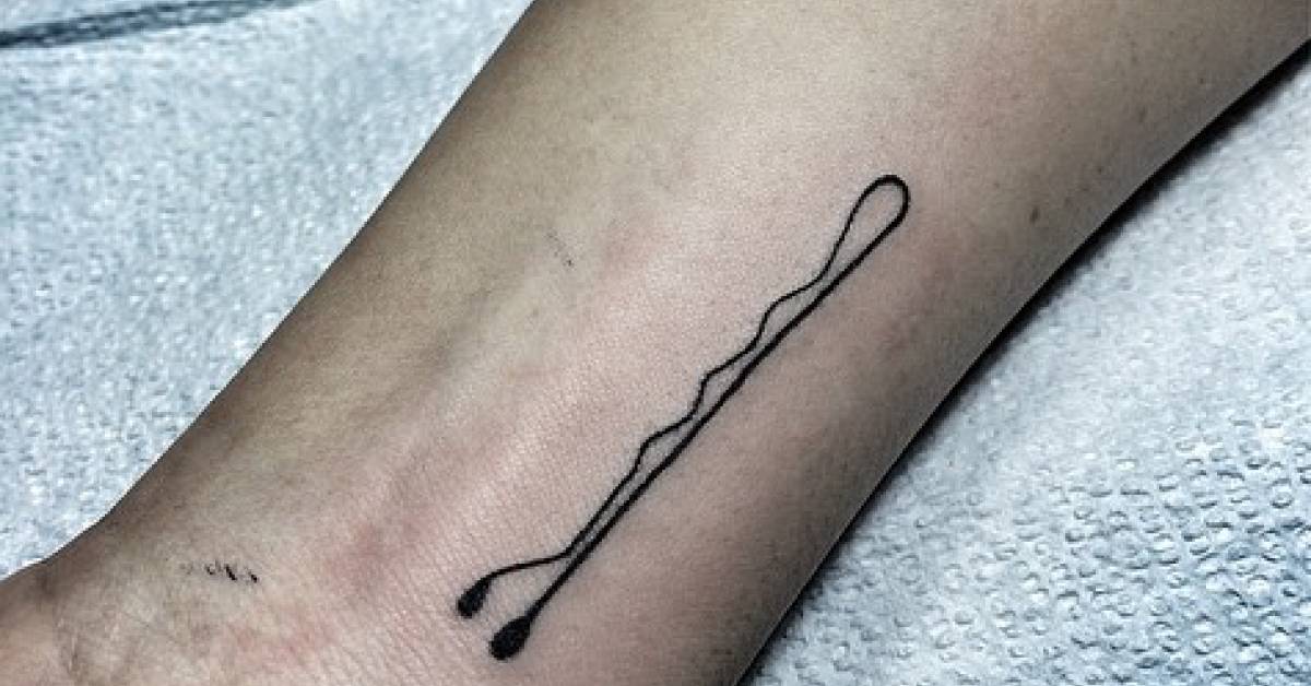 Hair Pin Tattoos | Tattoofilter