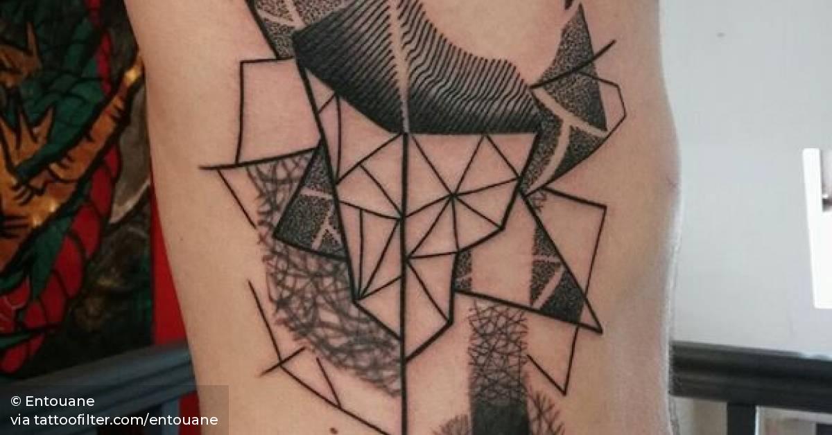 Abstract side tattoo on Antoine, done freehand.