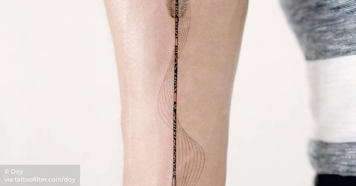 Fine line arrow and line blends on the right inner