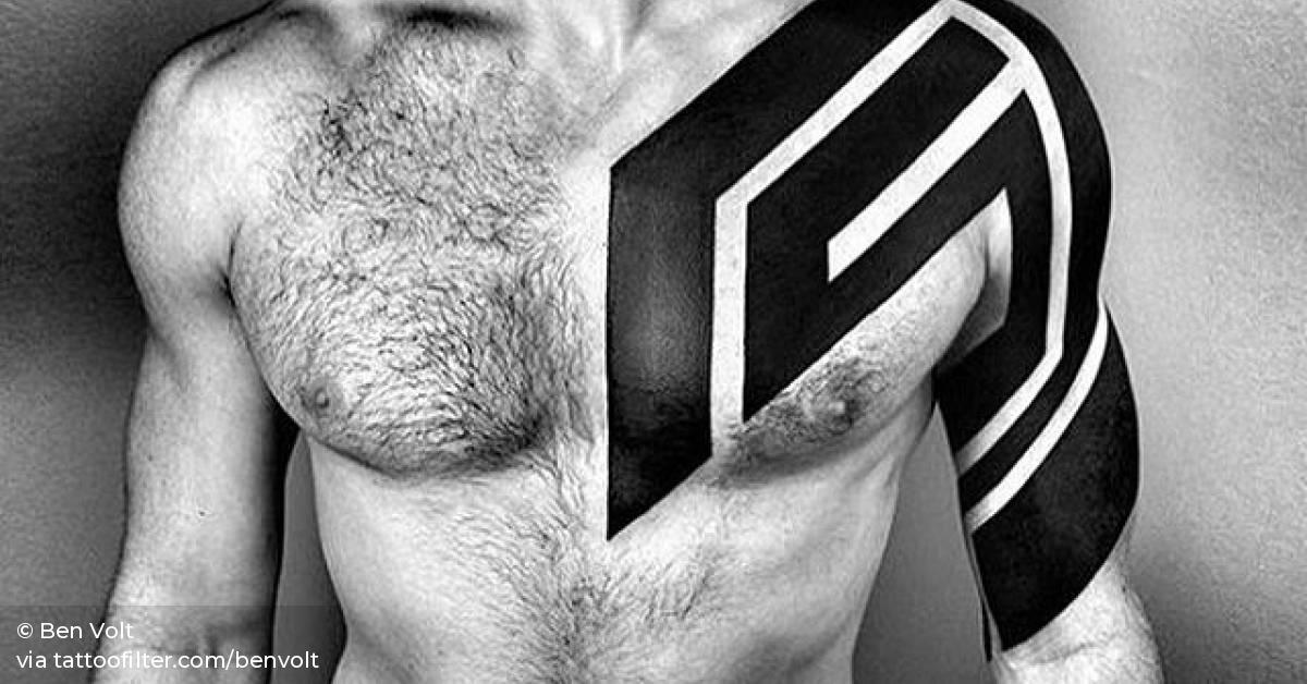 Chris's bold dynamic abstract freehand heavy blackwork