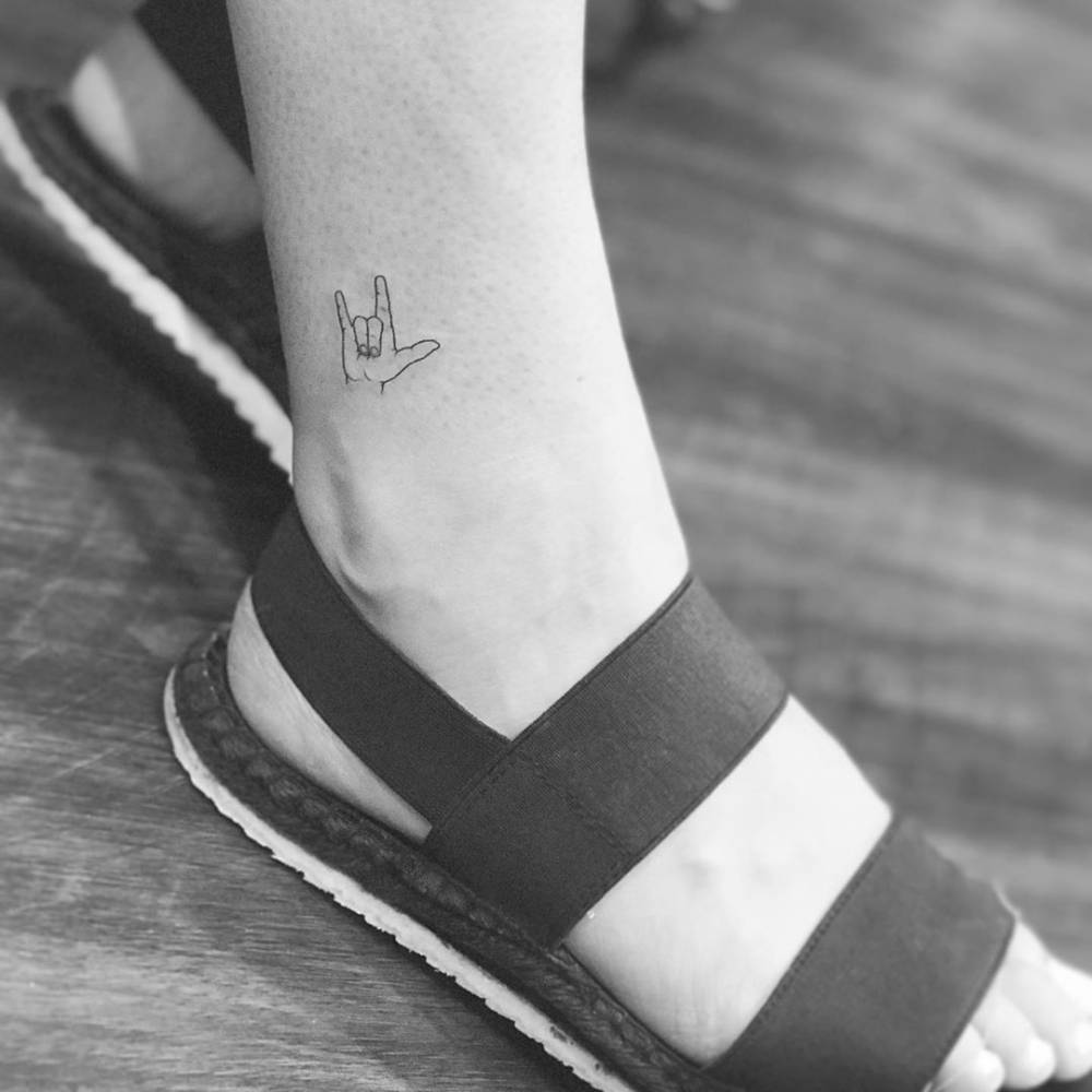 I Love You In Sign Language On The Ankle I Love You In Sign Language On The Ankle