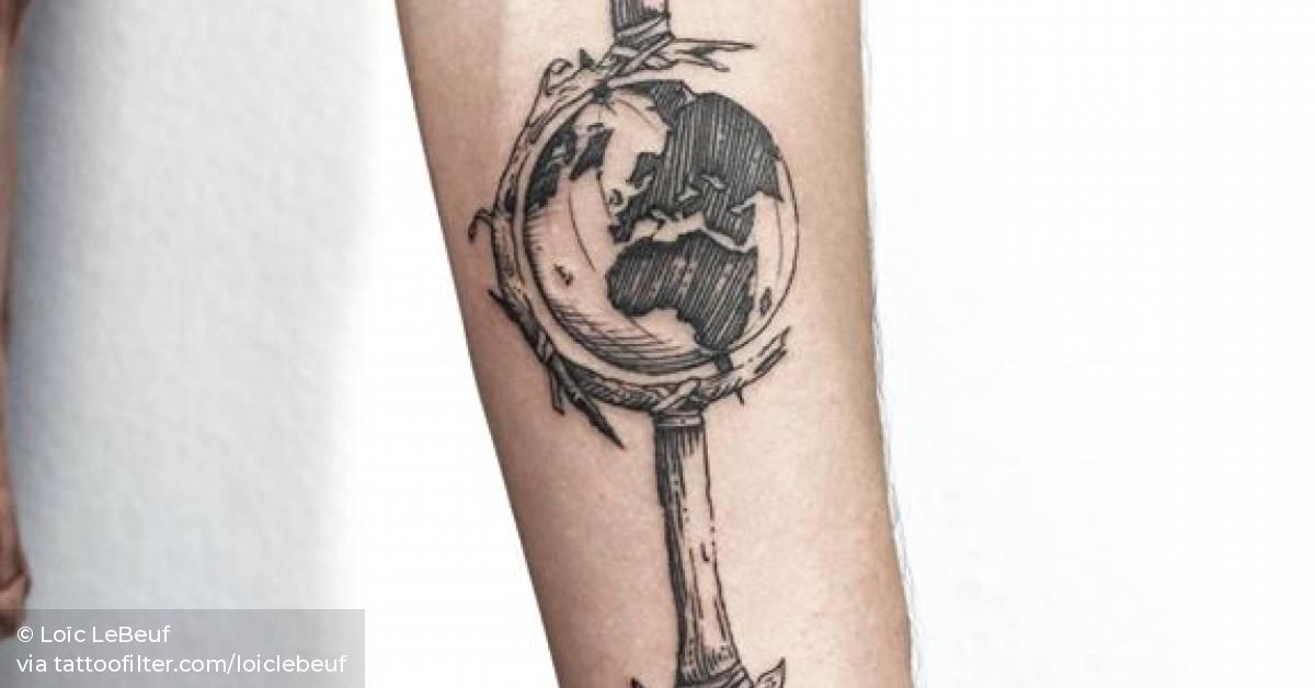 " æro glob" done at Grotesque Tattooing, thnaks