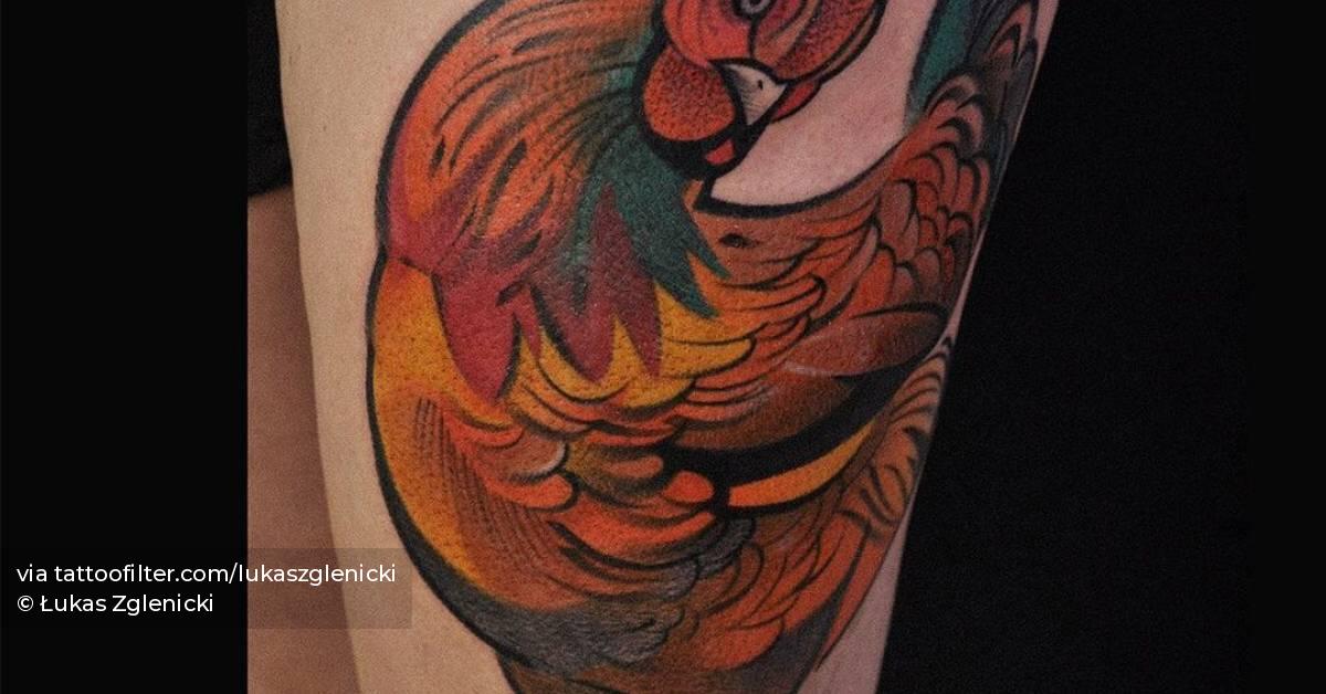 Sketch work chicken tattoo on the thigh.