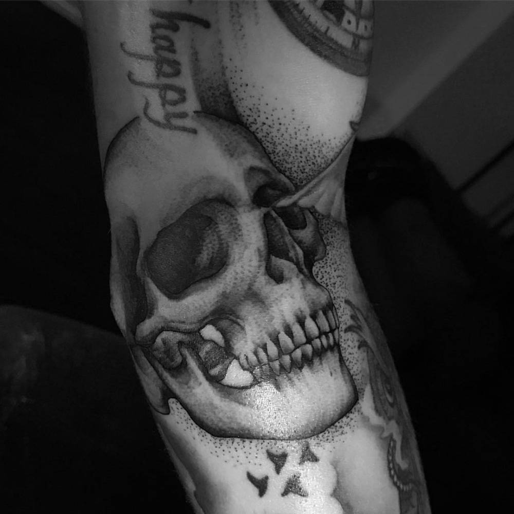 Human Skull Tattoo On Sammy Wilk Human Skull Tattoo On Sammy Wilk