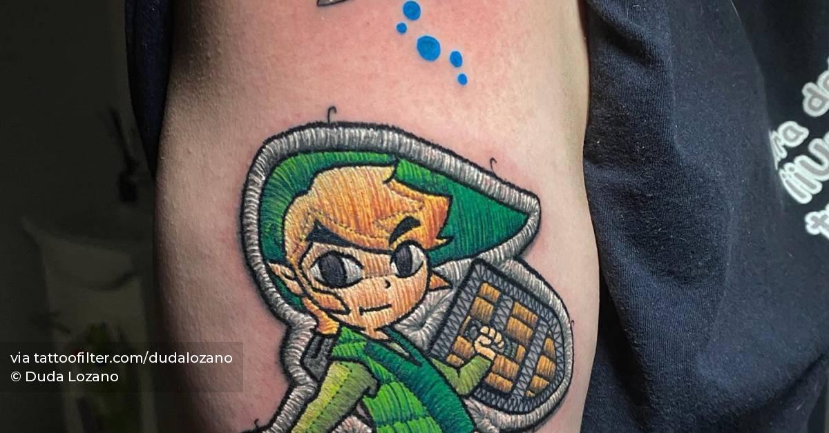 Link tattoo patch located on the upper arm, embroidery