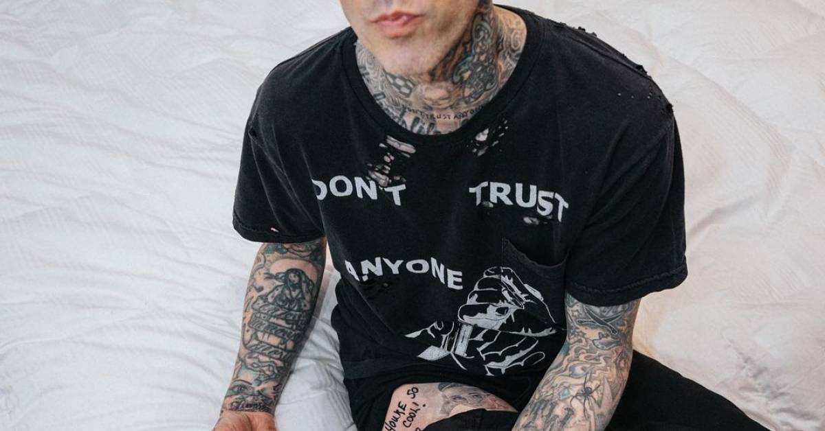 "You're so cool!" lettering tattoo on Travis Barker's