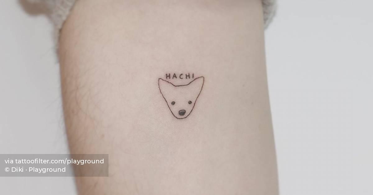 Dog portrait with the name "Hachi" located on the inner