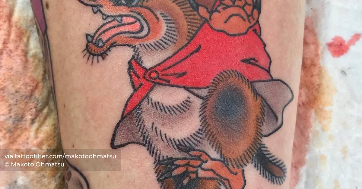 Mole tattoo done on the shin.