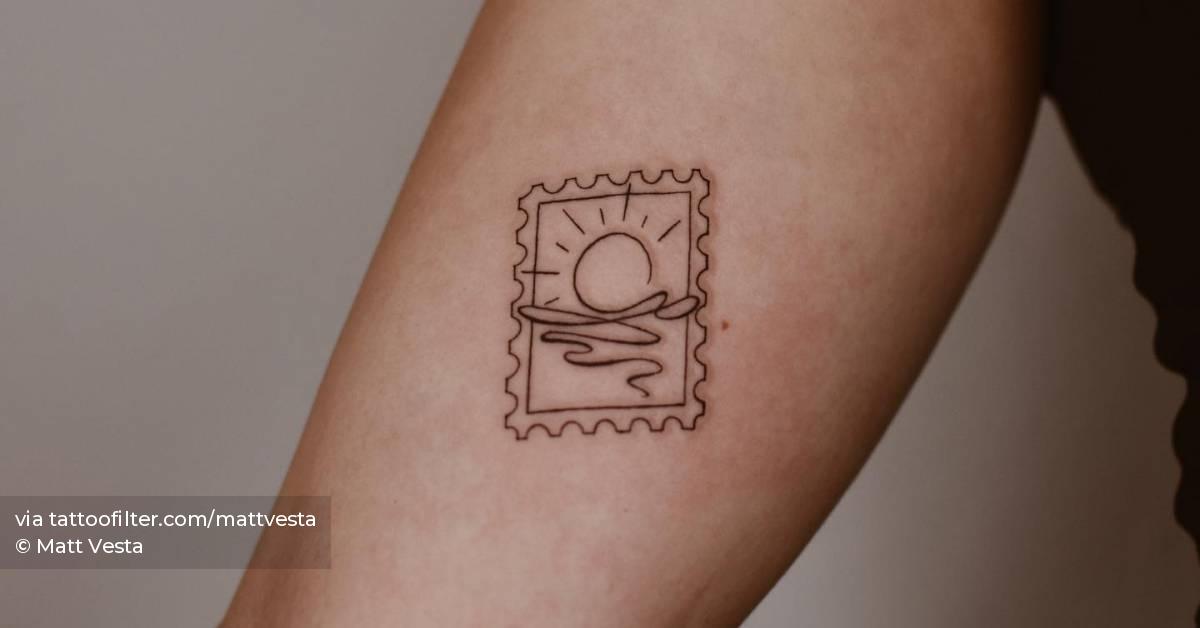 Sunset stamp tattoo done on the inner arm, minimalistic