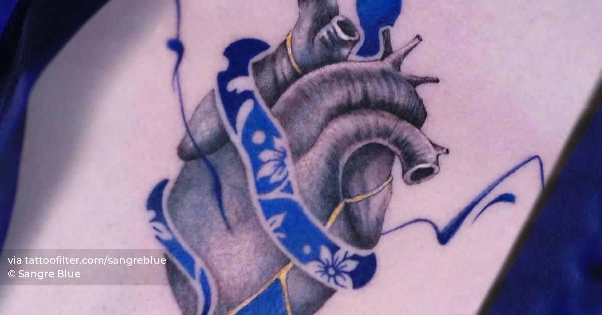 Blue heart, wounded yet still beating thanks to the