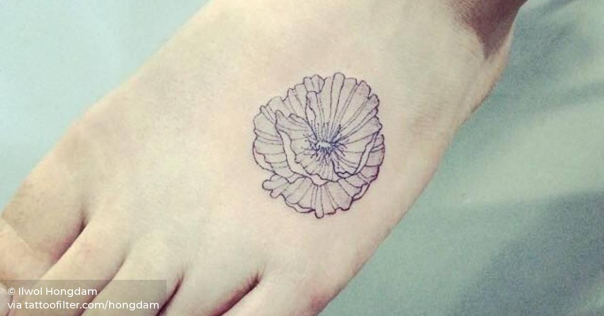 Poppy tattoo on the left foot.
