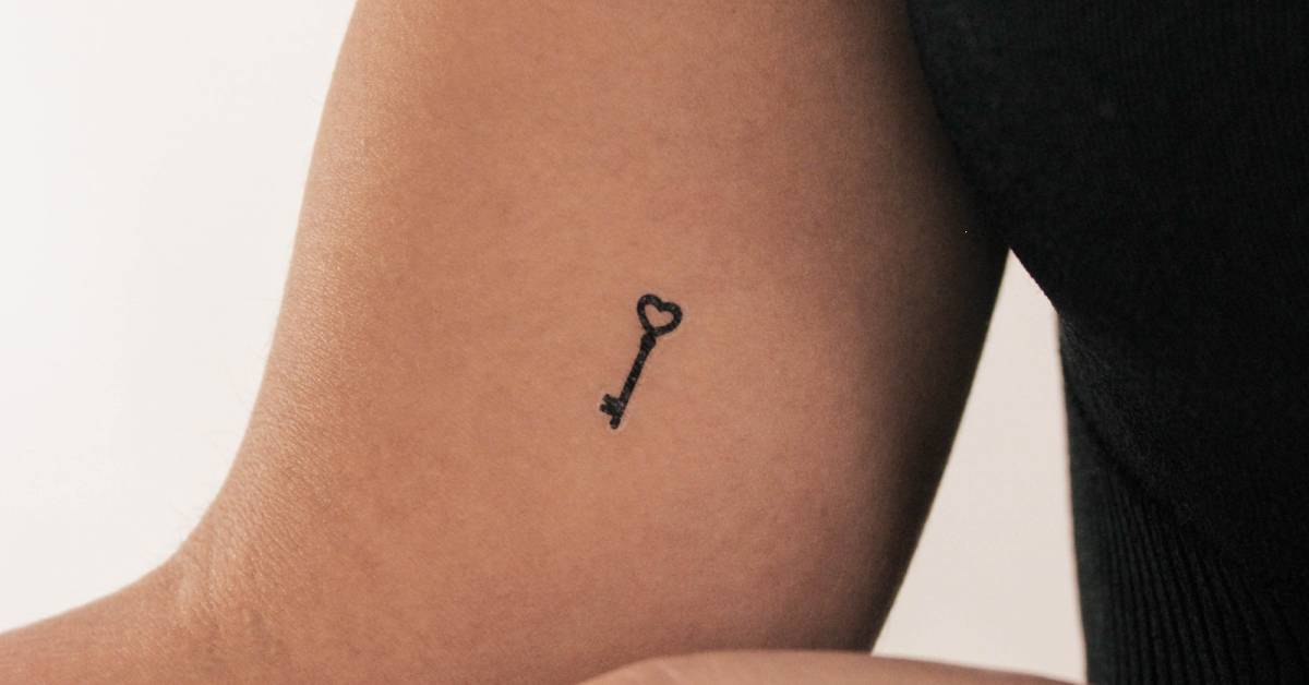 Key Tattoo Designs For Girls 20 Charming Key Tattoo Ideas For Women