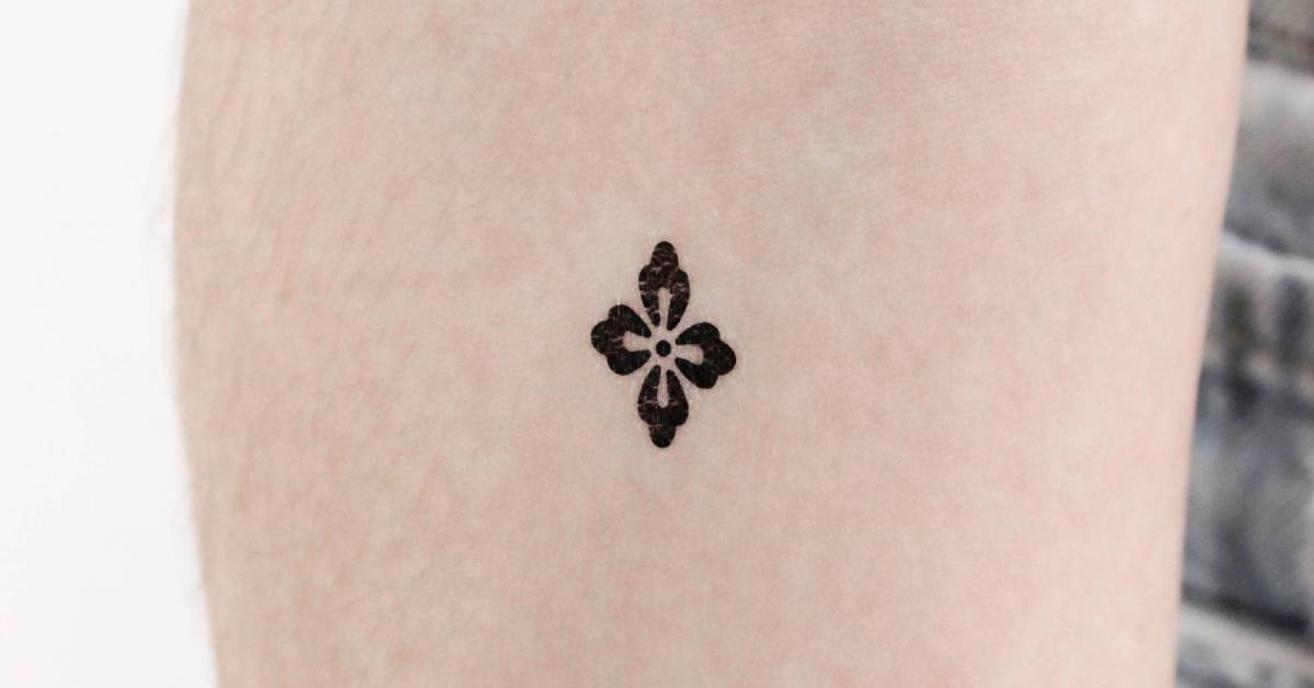 Hana Wachigai temporary tattoo located on the inner