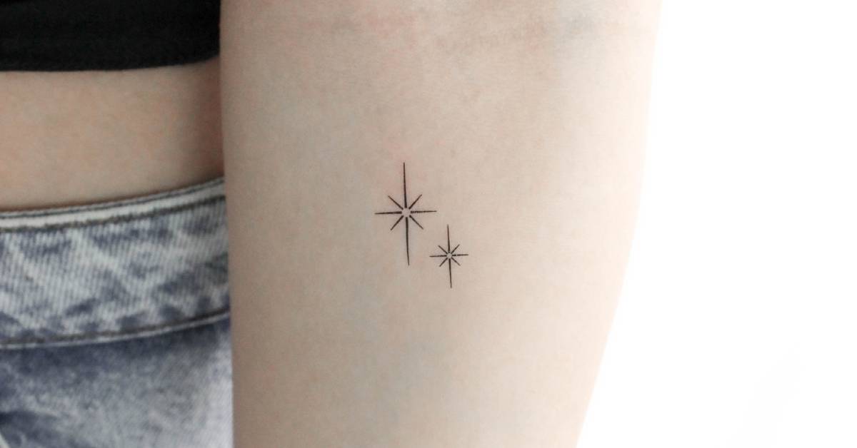 Minimalistic style shining sparkles temporary tattoo