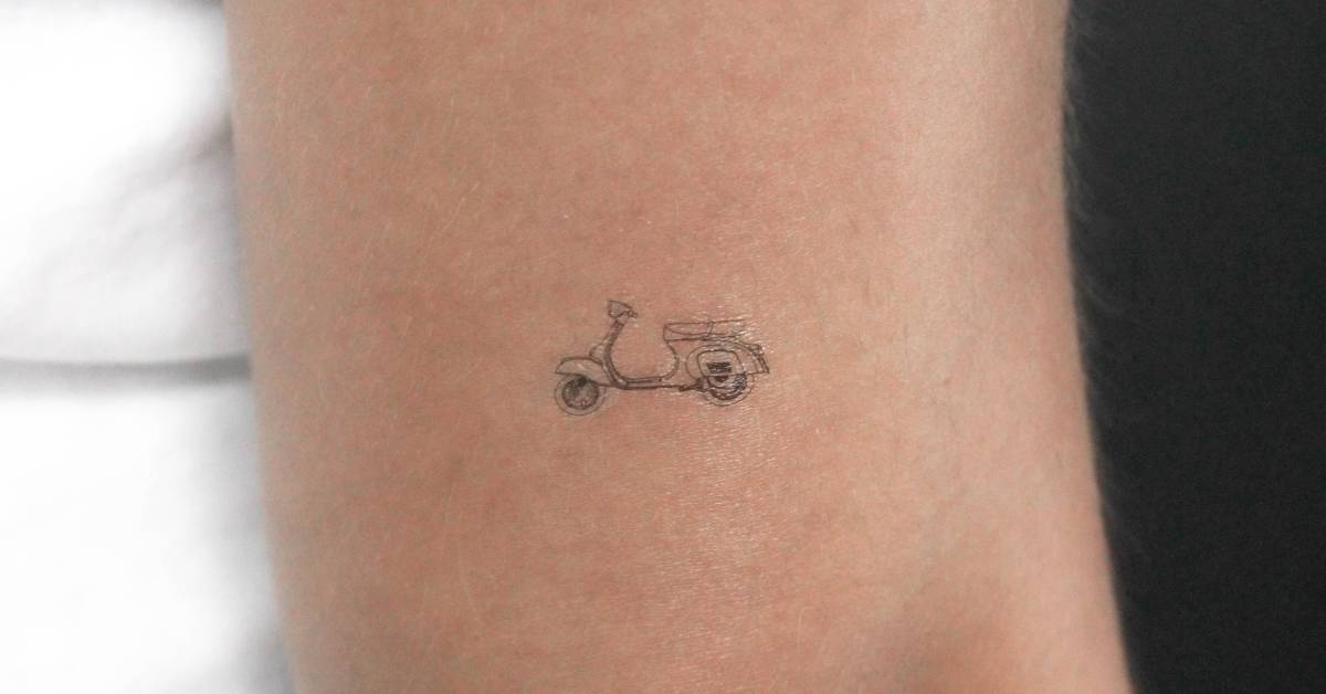 Illustrative style Vespa scooter temporary tattoo