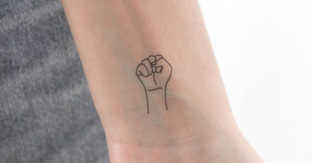 Fine line style sign language "S" temporary tattoo.