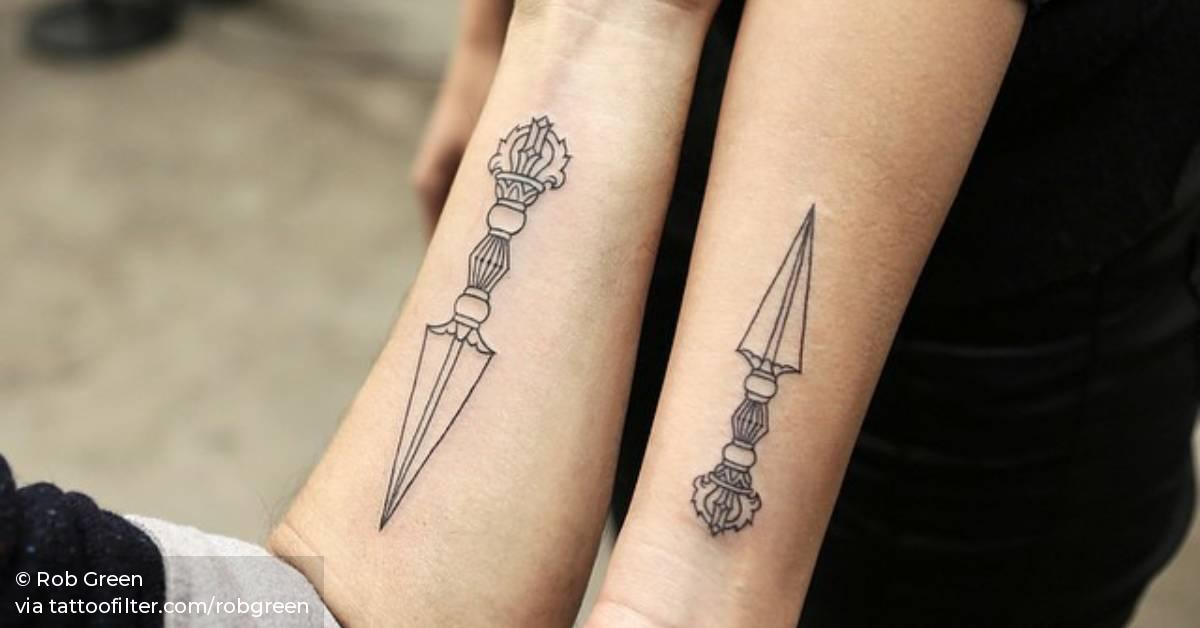 Buddhist Kïla dagger matching tattoo by Rob Green.